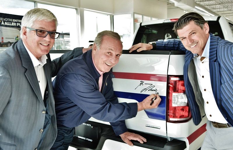 Guy Lafleur immortalisé par Magog Ford - AFFAIRES & JURIDIQUE ...