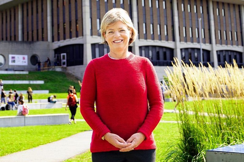 Les priorités d’Élisabeth Brière pour 2024 - SOCIÉTÉ - Estrieplus.com ...