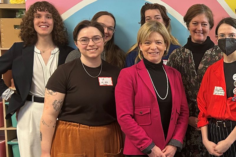 Progrès pour l’égalité : Élisabeth Brière s’engage auprès des 2ELGBTQI ...