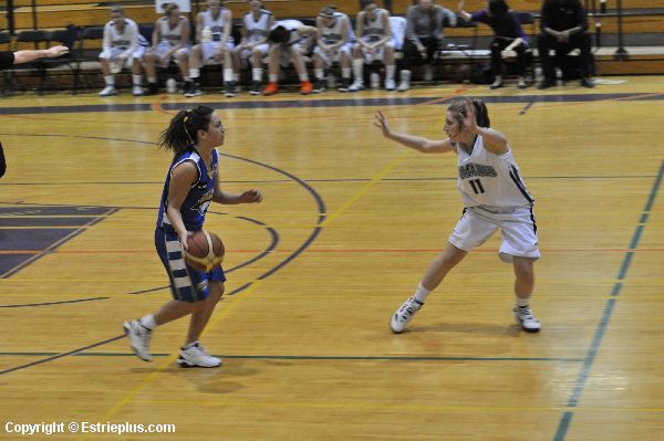 basketball: Collège Champlain de Lennoxville - EstriePlus.com | Journal ...