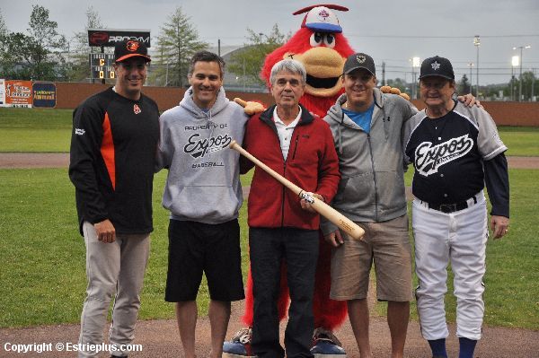 Match d'ouverture des Expos de Sherbrooke de la Ligue de baseball ...