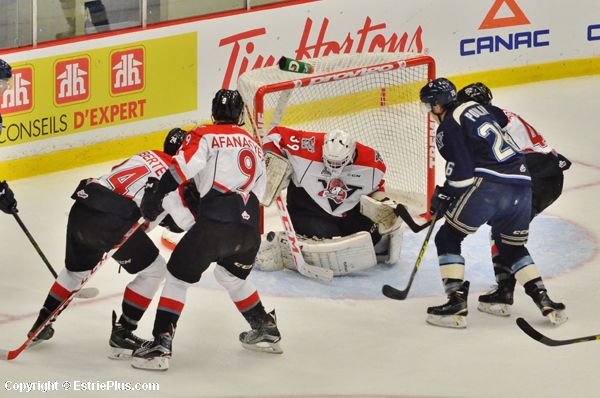 Voltigeurs de Drummondville en visite à Sherbrooke - estrieplus.com ...
